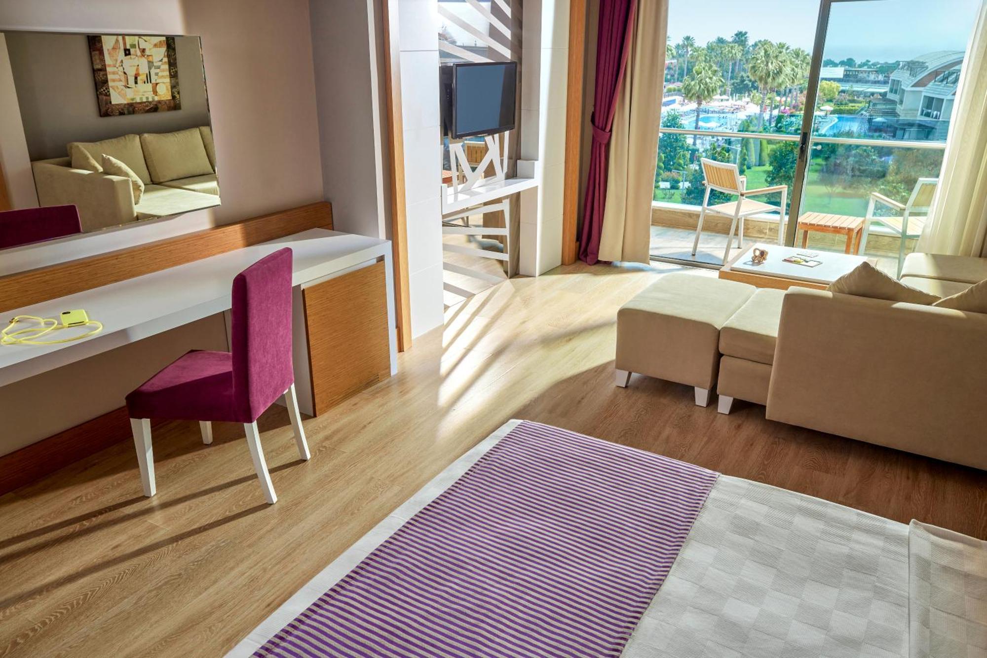 HOTEL TUI MAGIC LIFE JACARANDA | ⋆⋆⋆⋆⋆ | SIDE, TURKEY | SEASON DEALS ...